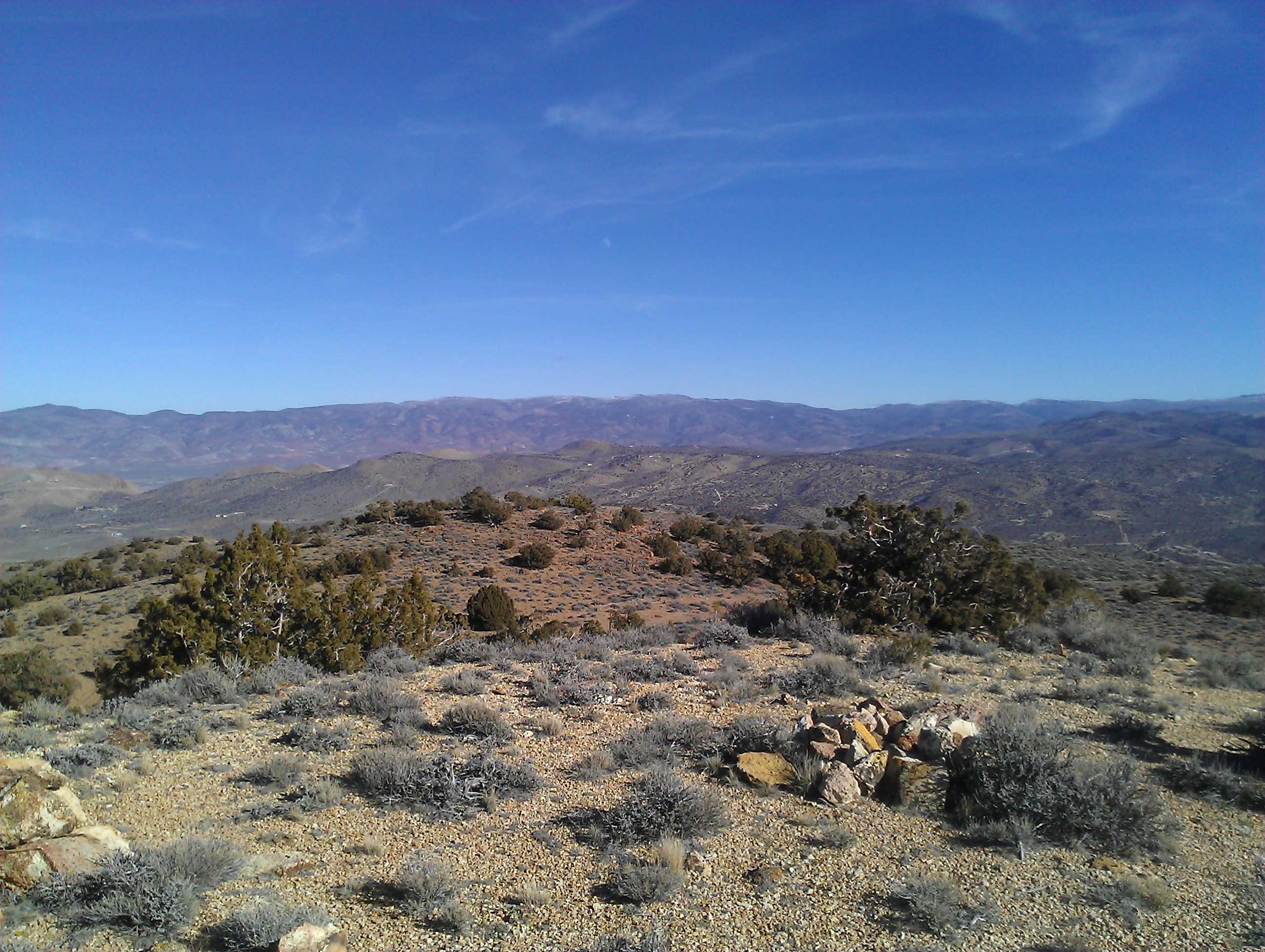 Hungry Ridge South, High Point looking northeast across at Pah Rah ...